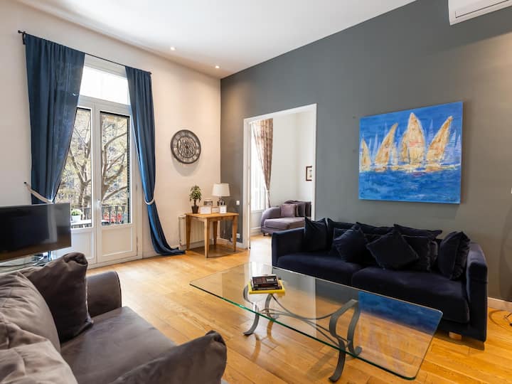 Apartamento Deluxe De Dos Dormitorios - Barcelona