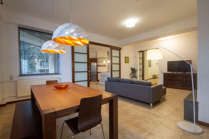 2br Apt. W/terrace & Stunning Views - Tbilisi