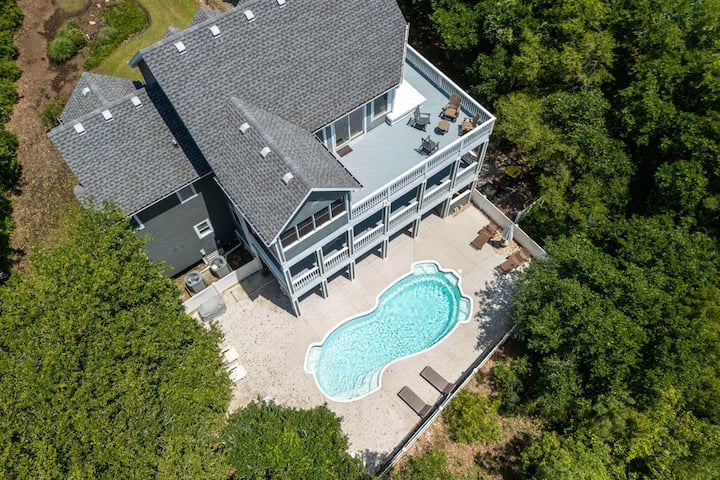 Captain's Choice 5 Bedroom Home W/ Private Hot Tub - Duck, NC