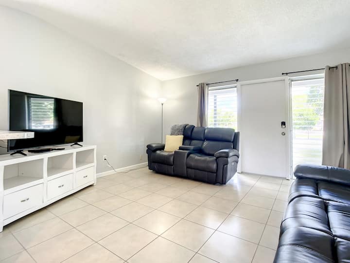 Fully Equipped 3br Home In Deltona Fl - DeLand, FL