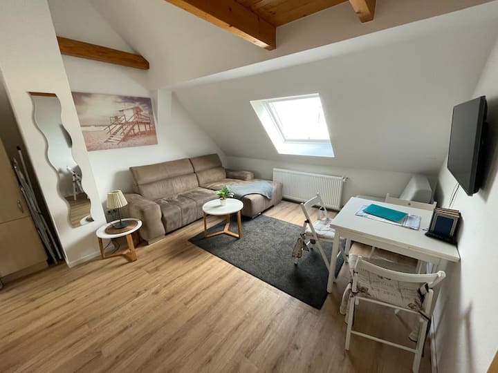 Holiday Home Schleusentor - Quiet & Free Wifi - Rostock