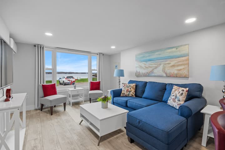 Waterfront Deluxe 1 Bedroom Condo Downtown Ch'town - 夏洛特敦