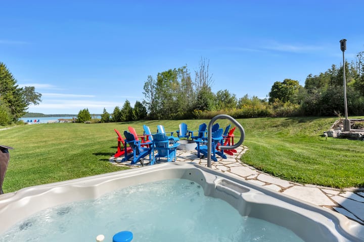Black Friday 25% Off • Waterfront 4br • Hot Tub - Wiarton
