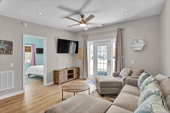 Beachwood Bungalow A, Walk To Beach And Boardwalk - 卡羅萊納海灘