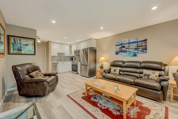 1br Condo With Pool Access, Fireplace, & Balcony - South Lake Tahoe, CA