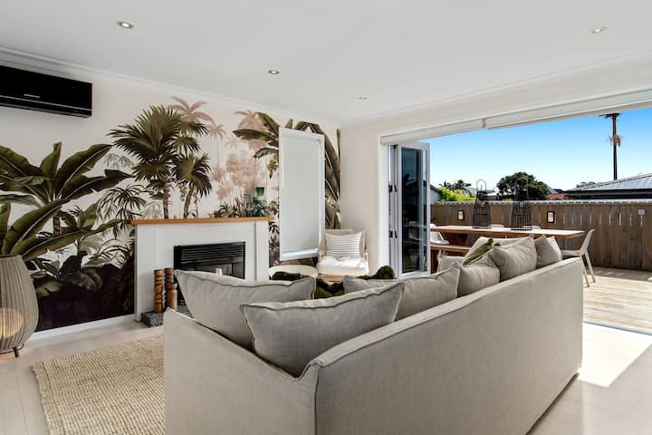 Five Palms Luxury Beach Escape - Tauranga