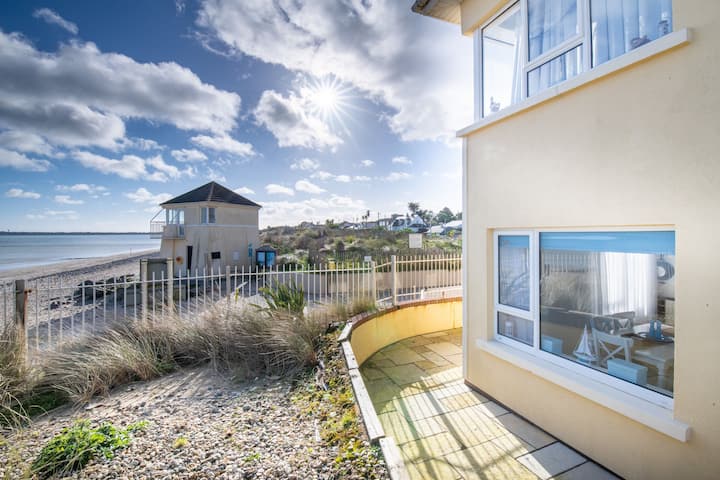 Seaview Beachfront Apartment, Rosslare Strand - Rosslare