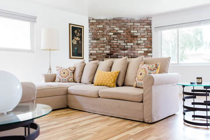 3 Bd With Fenced Front Yard - Family Friendly - Redondo Beach, CA