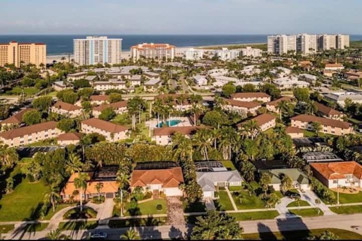 Aquarius M2 - Marco Island