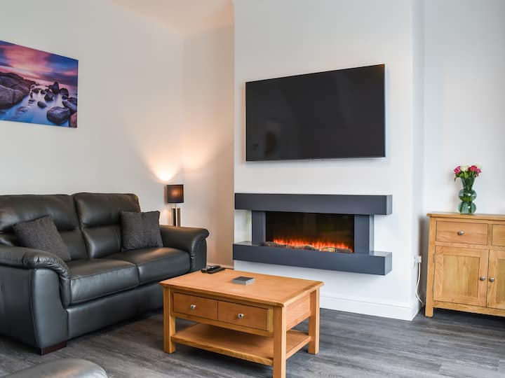 Excalibur Cottage - Lytham St Annes