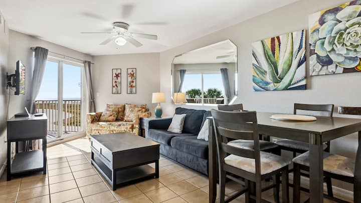 Surf Beach 304 - Spectacular Sunsets - Beach Front - Treasure Island, FL