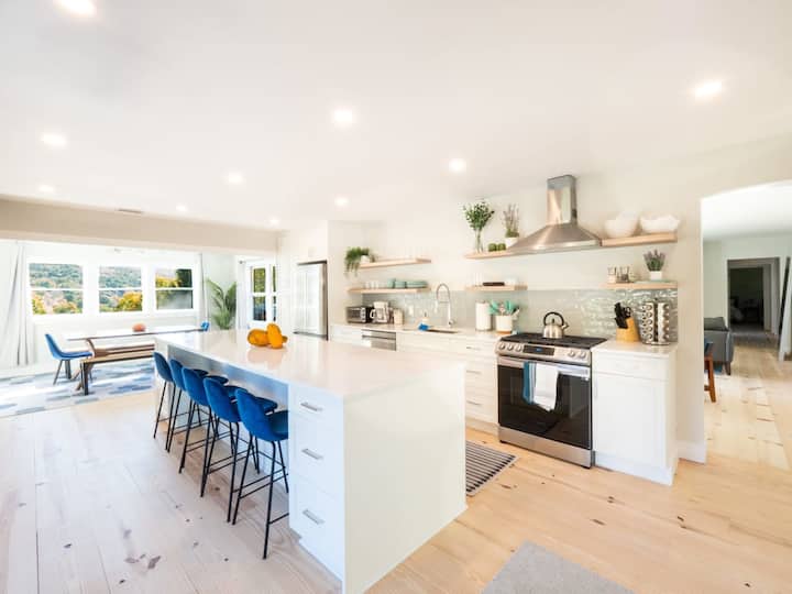 Renovated Downtown Great Barrington House - Great Barrington, MA