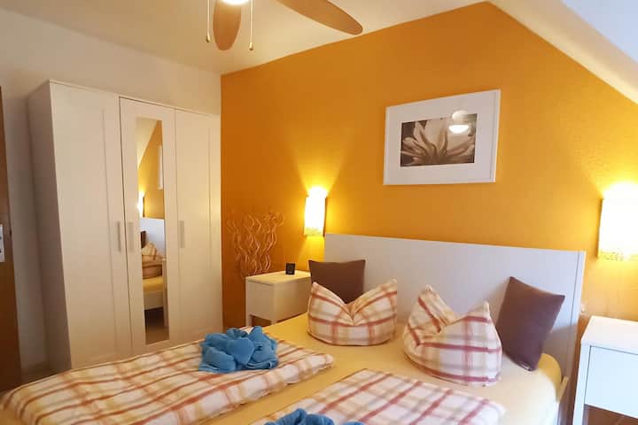 2 Bed Apt Sleeps 5 - Rooftop Terrace, Wifi - Cochem