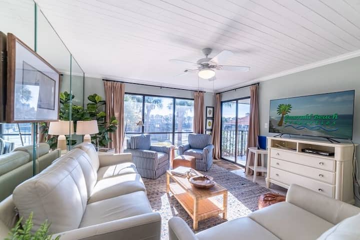 Shore 'Nuff Edgewater Villa 2809-free Beach Tram-tennis Courts & Pool! Shore 'Nuff Beach Fun! - Panama City Beach, FL