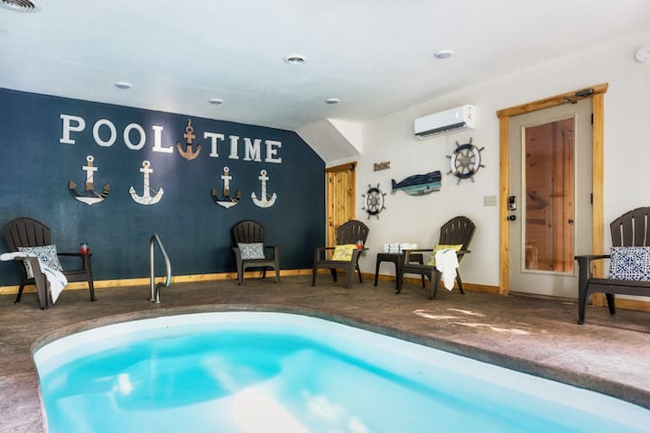Piscine Intérieure Privée | Salle De Cinéma Et De Jeux | Jacuzzi - Gatlinburg, TN