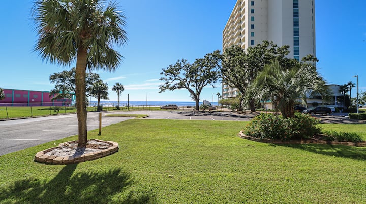 The Beach Just Called... Asking For You! 2 Bedroom - Biloxi, MS