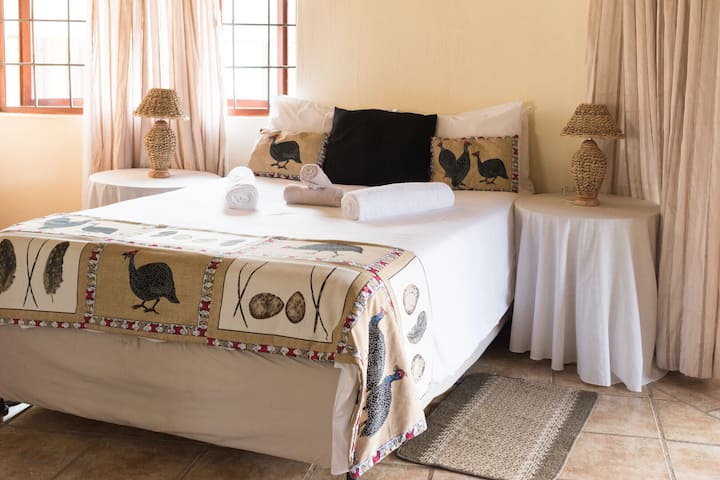 Impangele Studio Chalets - Muldersdrift