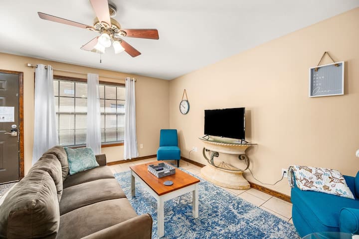 Quiet 2br K/q | Full Kitchen By Ponytail+spacious - Alexandria, LA