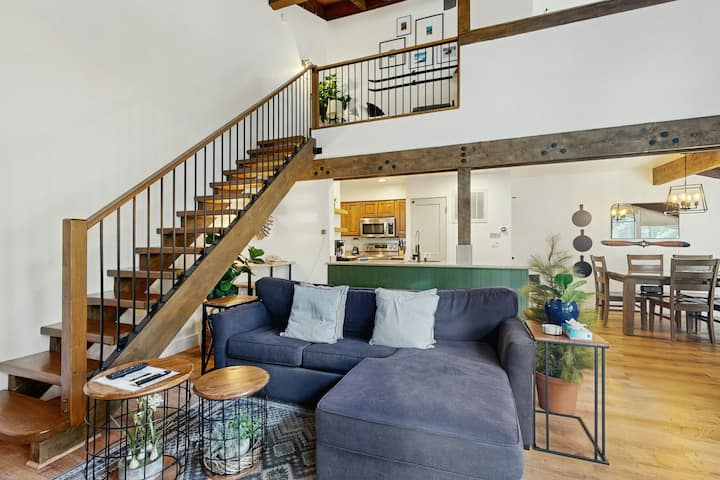 2br Lakefront | Firepit | Pool | Hot Tub - South Lake Tahoe, CA