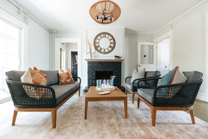 The Breakhouse Newport | Brand New 6br/8ba Home - Rhode Island