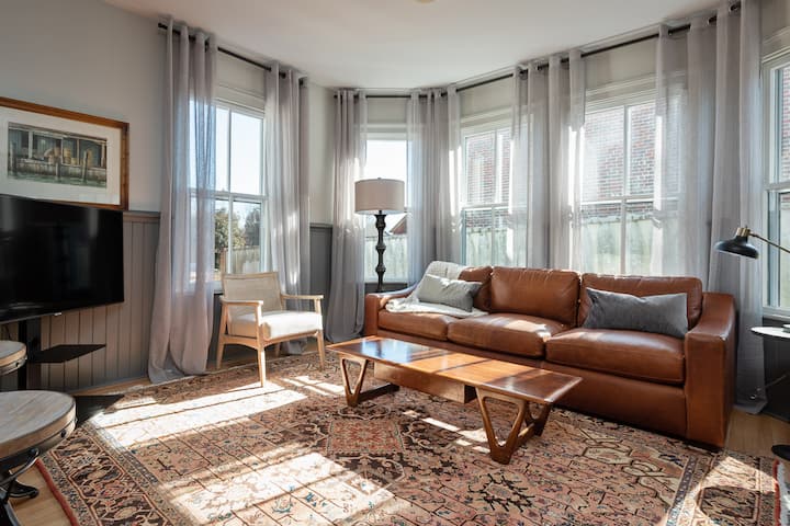 Blacksmith Apartment | Lux Extended Stay In Belmont - Charlottesville, VA