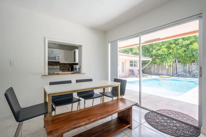 2-bedroom Paradise Near Beach - Heated Pool - Fort Lauderdale, FL