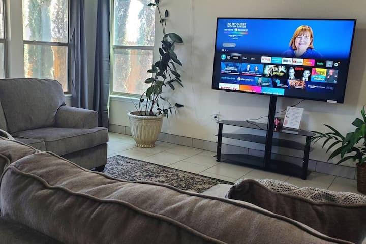Lovely Private Room Near Austin & San Marcos (2) - Kyle, TX