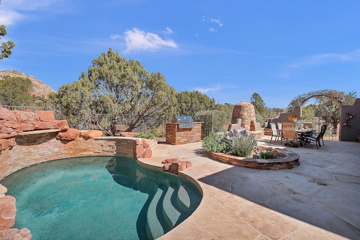 Best Iconic-living Room Red Rock Views, Hot Tub, Borders The Forest - Sedona, AZ