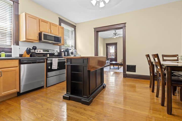 Dog-friendly Apt With Office - Saint-Louis, MO