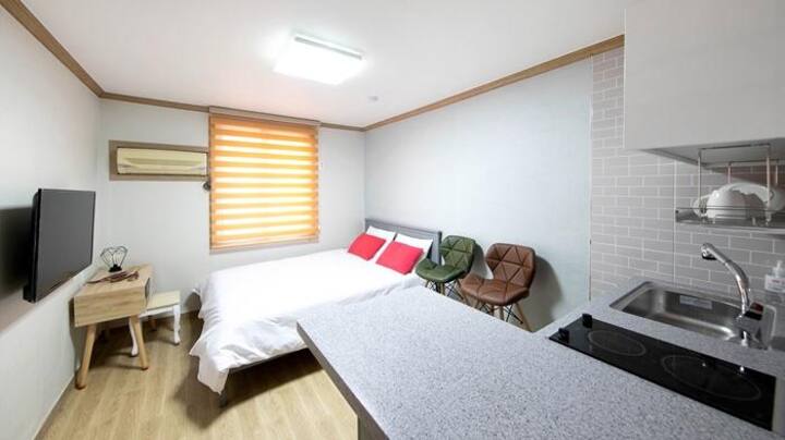 안면도 꽃지바닷가 도보5분 객실, Purplecat - Taean-gun