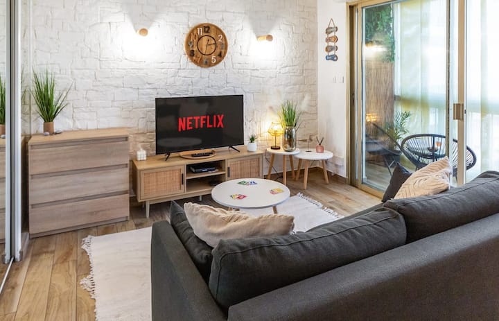 Le Pied Dans L'eau - Parking - Bord De Mer - Cagnes-sur-Mer