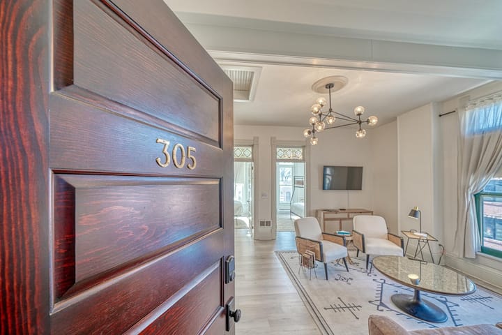 Historic Palace Hotel Suite 305 - Salida, CO