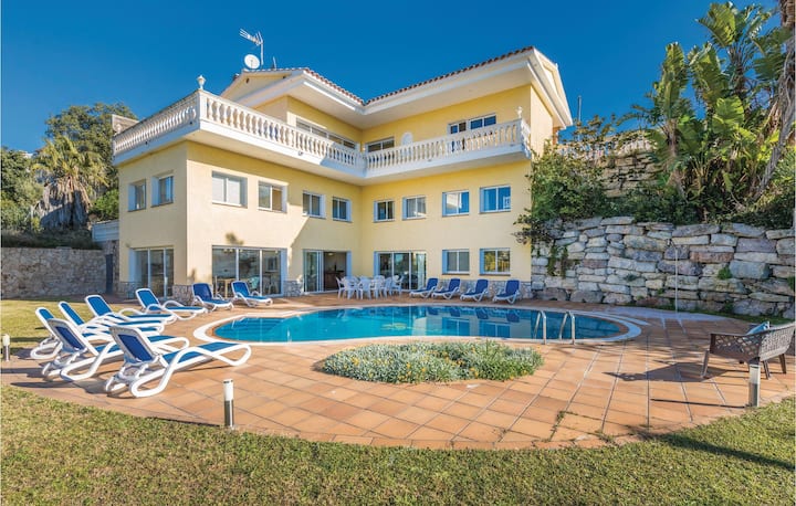 Amazing Home In Lloret De Mar With Wifi - Tosa de Mar