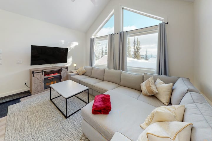 2br Ski In/out Mountainview Ski In/out | W/d - Big White Ski Resort, BC
