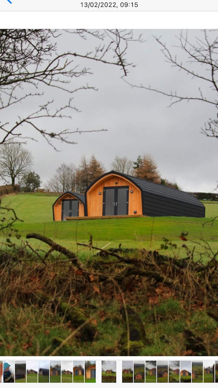 Fox's Den - Linlithgow