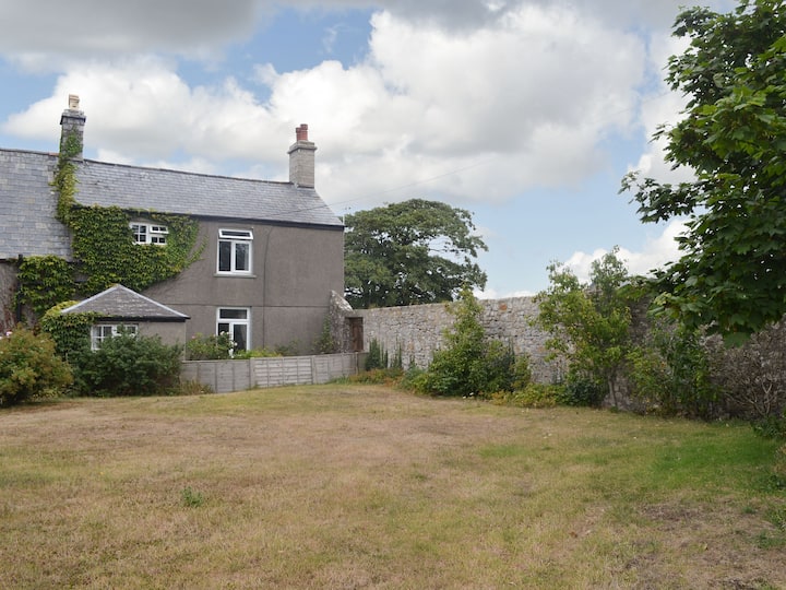 East Monkton Farm Cottage - Ogmore By Sea Beach