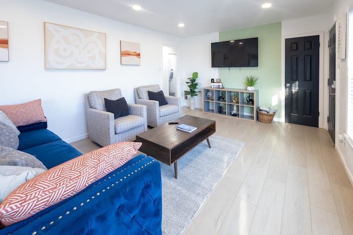 Prisca's Paradise - Midland, TX