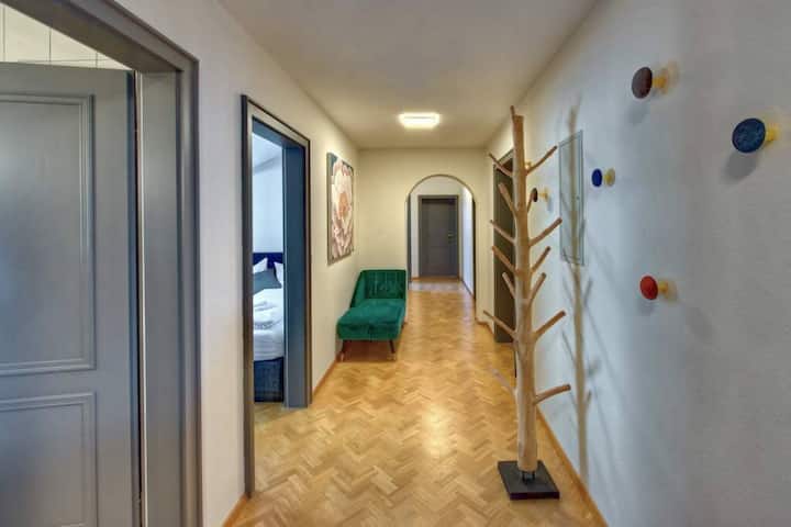 Neues 200m2 Großes Loft Mit Kamin Für Bis Zu 10 P. - Scheidegg