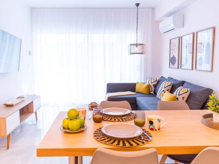 Appartement Central Sur La Deuxième Ligne De La Plage, Parking, Wifi 609 - Marbella