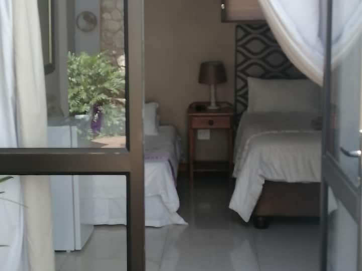 Aviento - Room 5 - Family Room - Swellendam