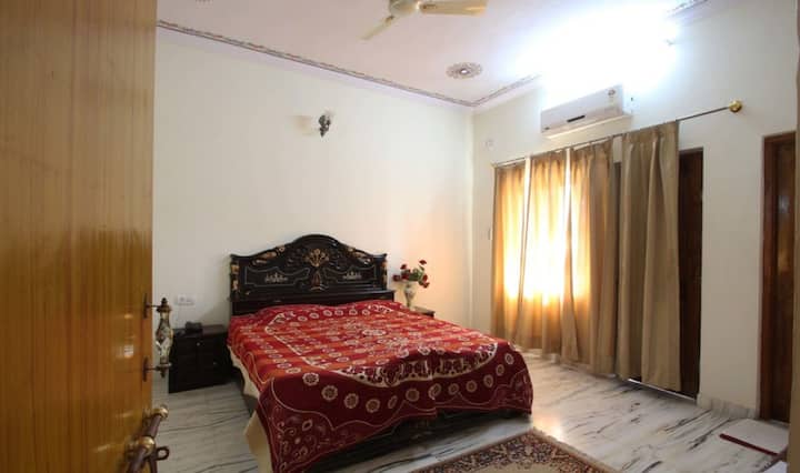 Hotel New Park I Suite Room - Ajmer