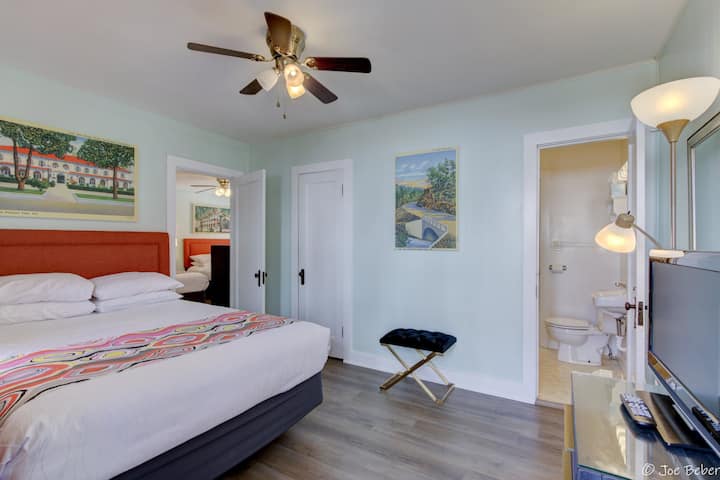 Unit 1 3 Queen, 2 Bdrm Suite With Kitchenette,wifi - Arkansas