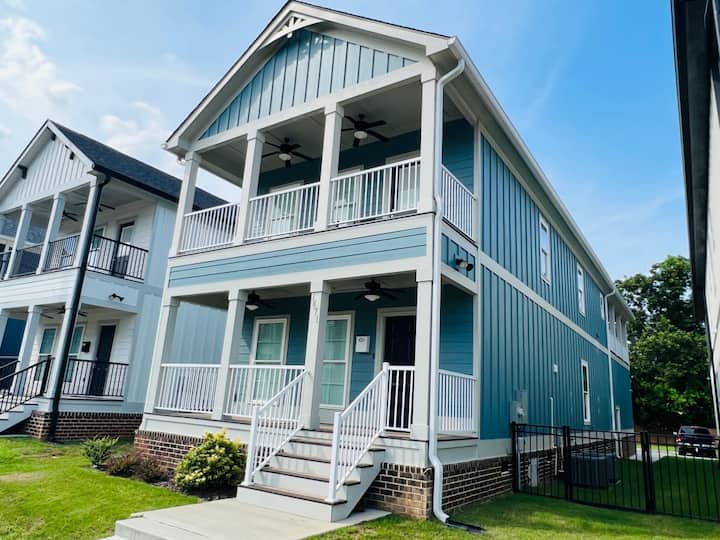 Luxury 4b/4.5b Home, Ev Charger, Deck By Mcg #3. - Augusta, GA