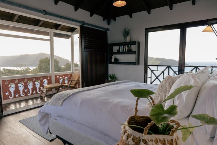 3bed 3 Bath Villa W/ Natural Plunge Pool On - U.S. Virgin Islands