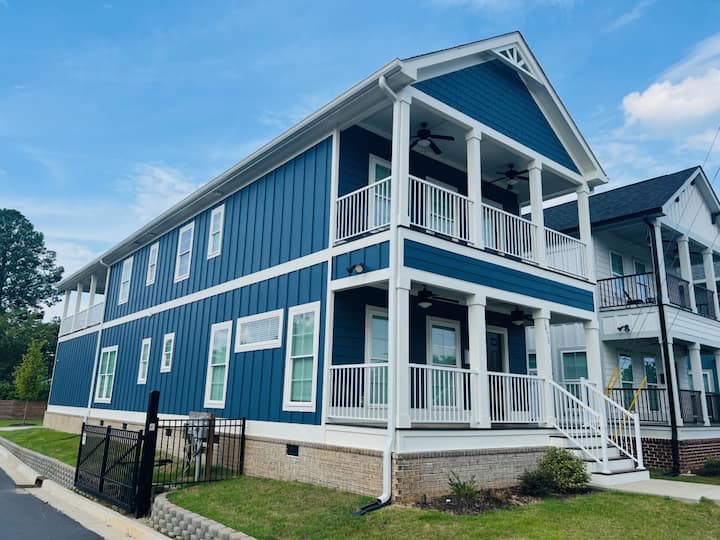 Luxury 4b/4.5b Home, Ev Charger, Deck By Mcg - Augusta