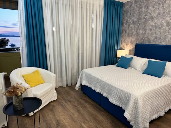 Appartement Spacieux à Trogir Avec Parking - Trogir