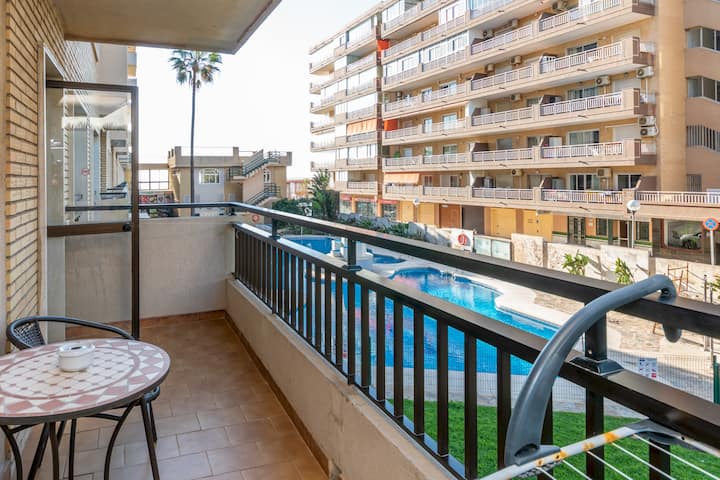 Beachfront - Ronda 4 - Wifi/ac/pool - Fuengirola