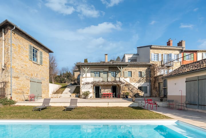 Les Voutes - Belle Propriété Avec Piscine - ibis budget Lyon Nord Dardilly