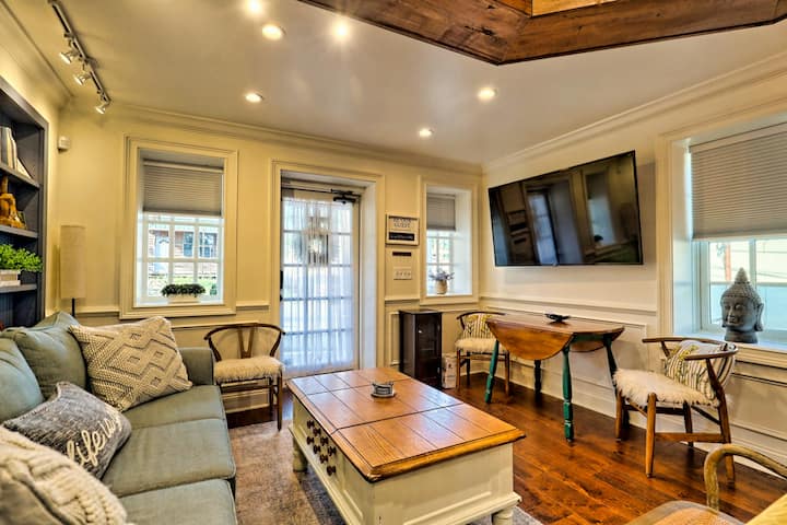 Historic Downtown Bungalow | King Bed + Games - Blue Ridge, GA