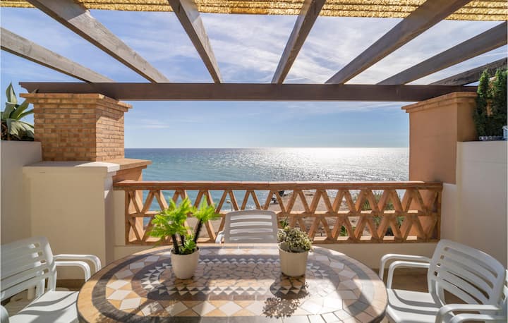 Nice Apartment In Torrox Costa With Wifi - Torrox Costa